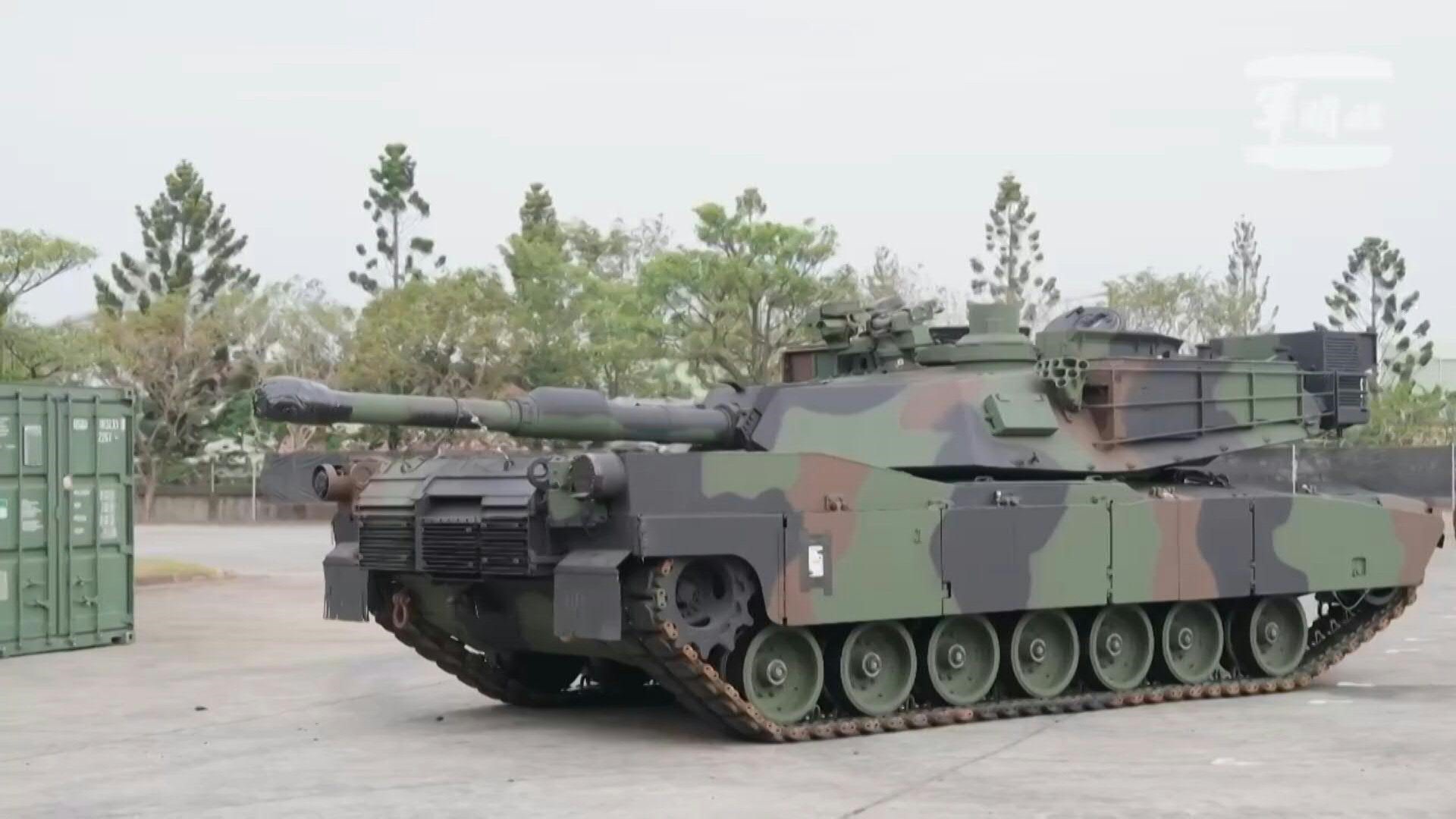 台湾、最新鋭戦車M1A2エイブラムス38両を受領！防衛力強化へ